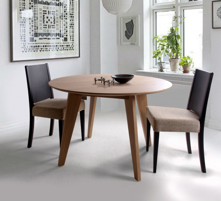 Table Ronde Style Scandinave